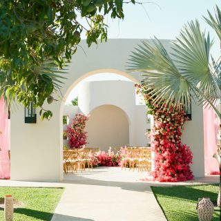 Tower Bridge Engagement Session | Bri and Brandon - Ashley Baumgartner