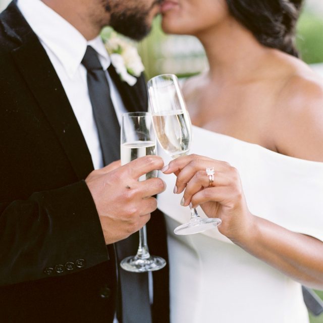 Tower Bridge Engagement Session | Bri and Brandon - Ashley Baumgartner